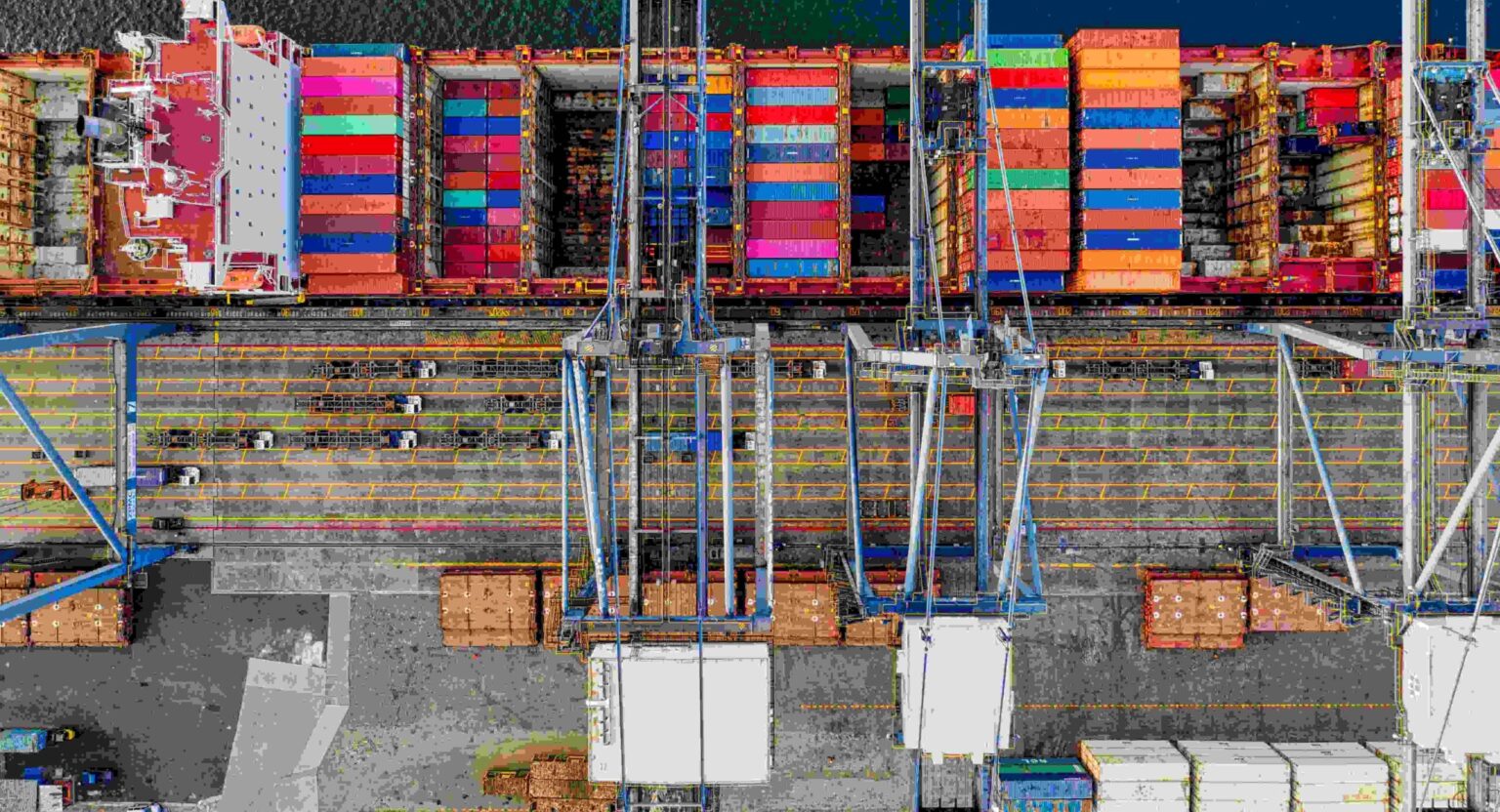 Desova de container: o que é, qual a importância e como fazer